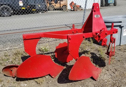 Ford plow | Chehalis Livestock Market